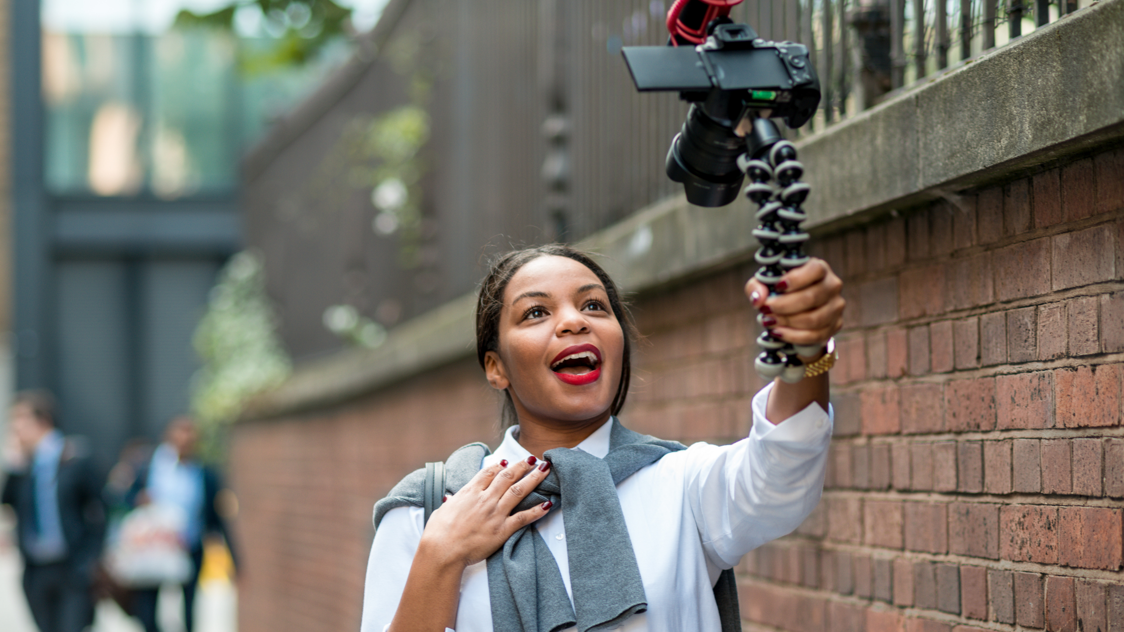 The best vlogging cameras in 2022 — Creatorbeat