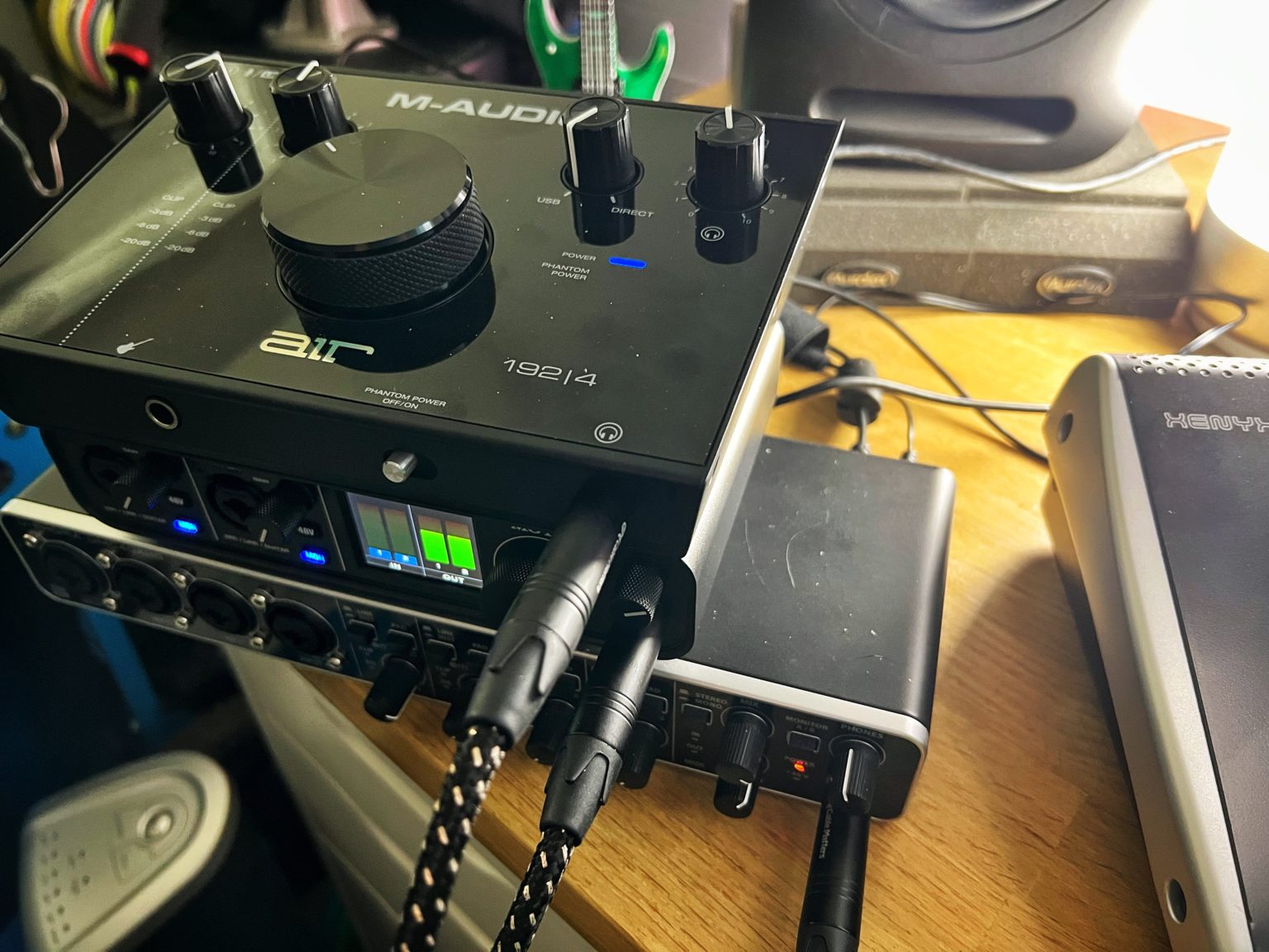 Choosing an audio interface for listening to music — Creatorbeat